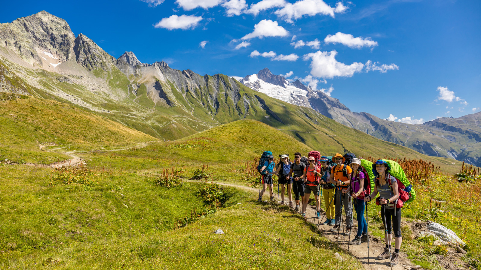 A Group Hiking Tip That'll Keep You Safe On Your Next Adventure