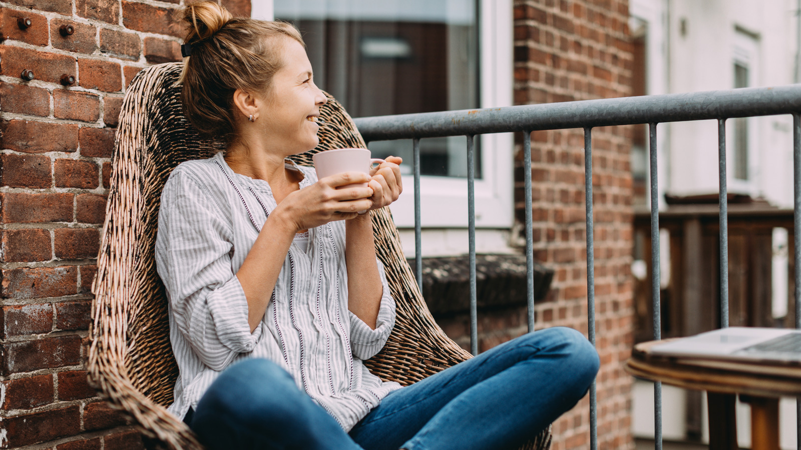 Add Style And Privacy To Your Balcony With A Budget-Friendly DIY