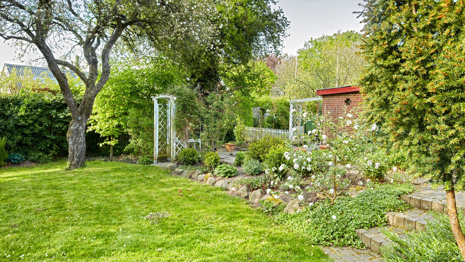 DIY Concrete Garden Cobblestones With These Helpful Tips