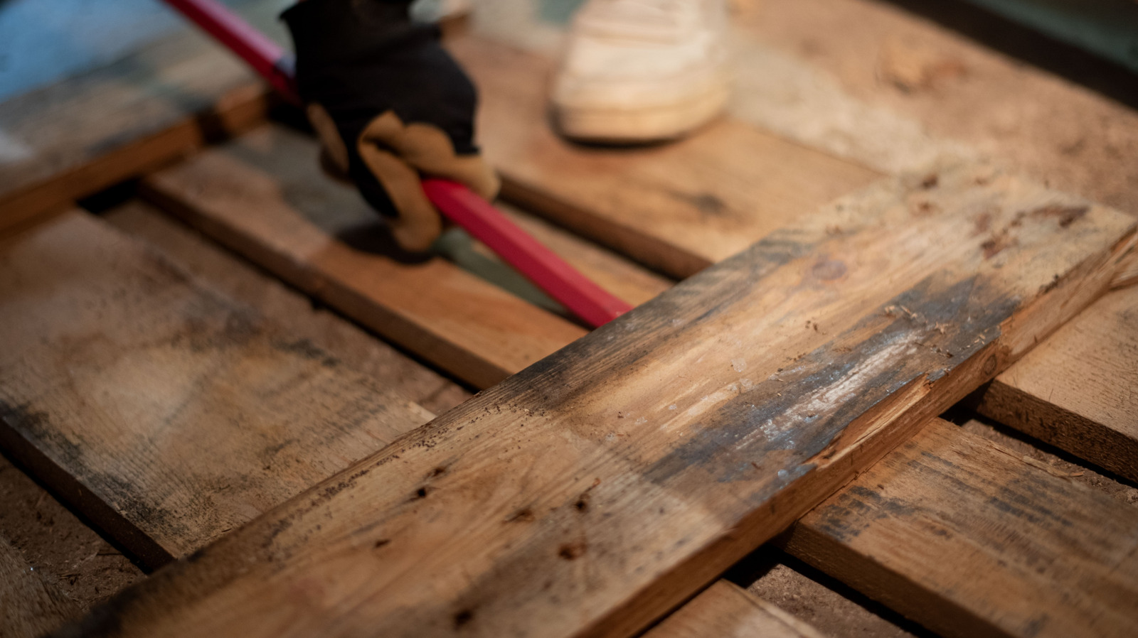 Repurpose Extra Wood Pallets For A Simple Deck Upgrade