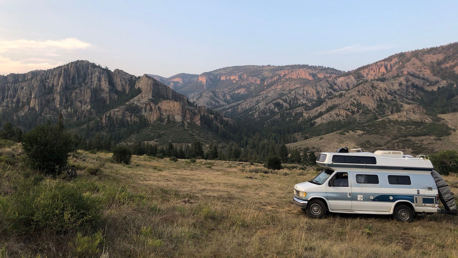 Simple Tips For Parking Your RV For Free Overnight