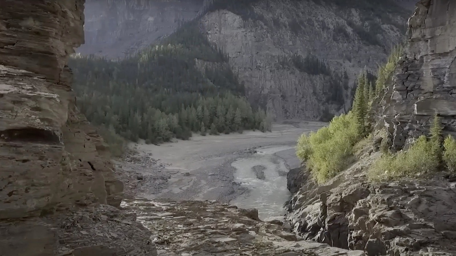 The Breathtaking Canadian Canyon That's Considered One Of The Most ...