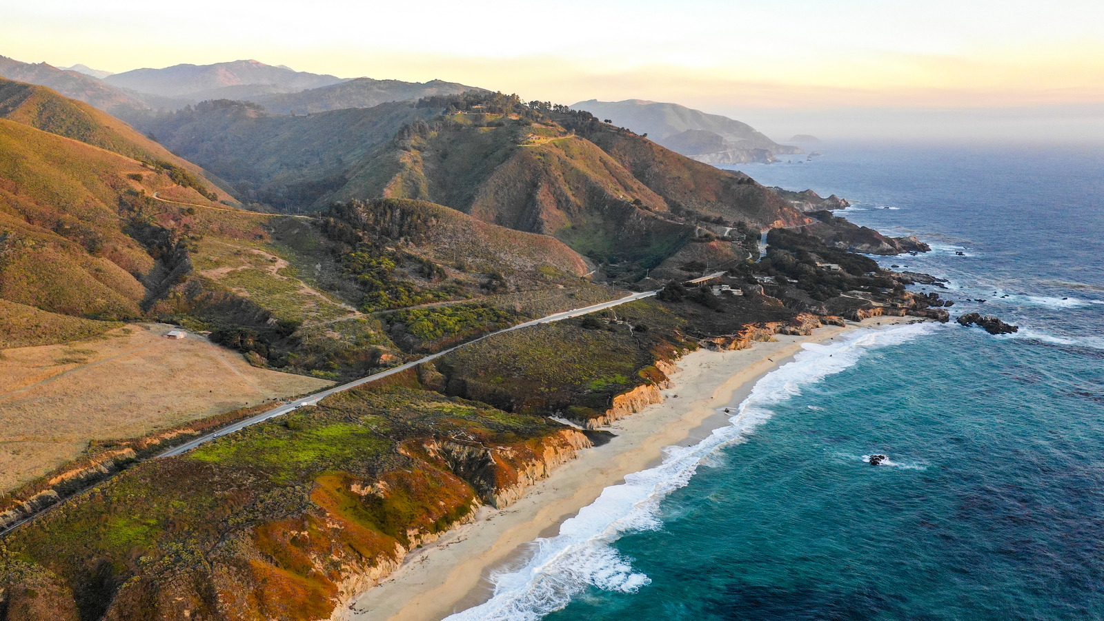 The Most Dangerous Time Of Year To Swim In The Pacific Ocean