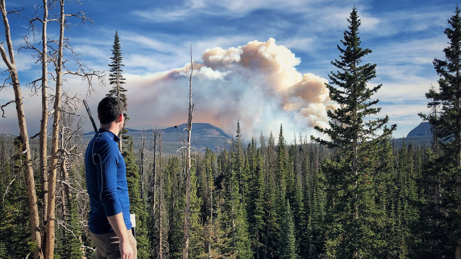 What To Do If You Encounter Wildfire Smoke On A Hike